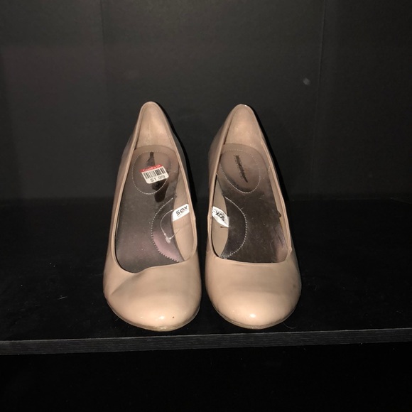 Merona | Shoes | Merona Nude Heels | Poshmark